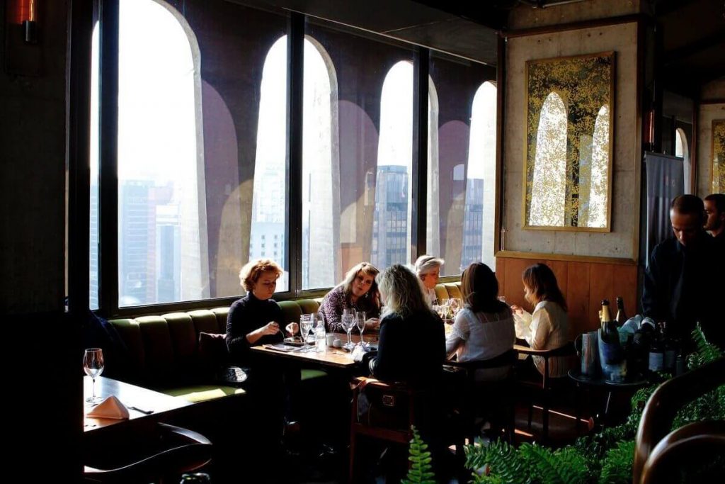 30 Restaurant Social Media Post Ideas to Tempt Your Audience | Macarons ...